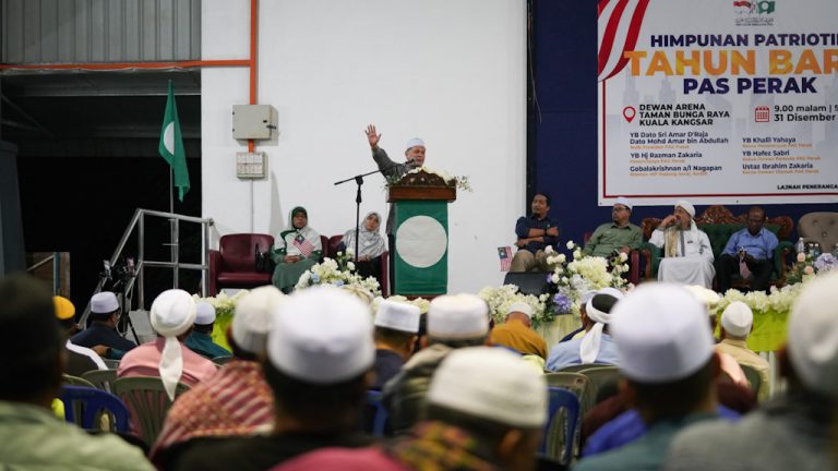 Dato’ Nik Amar: Azam Tahun Baru, Tukar Kerajaan Demi Kesejahteraan ...